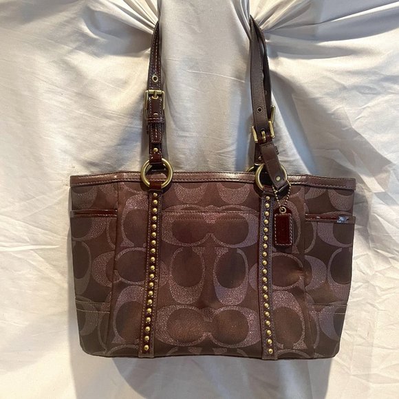 Coach | Bags | Authentic Coach Signature Canvas Studded Gallery Tote ...